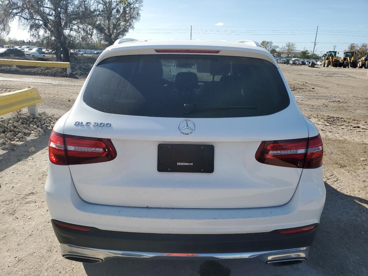 Купить автомобиль MERCEDES-BENZ GLC 300 2017 из США. Цена - 11800 ...