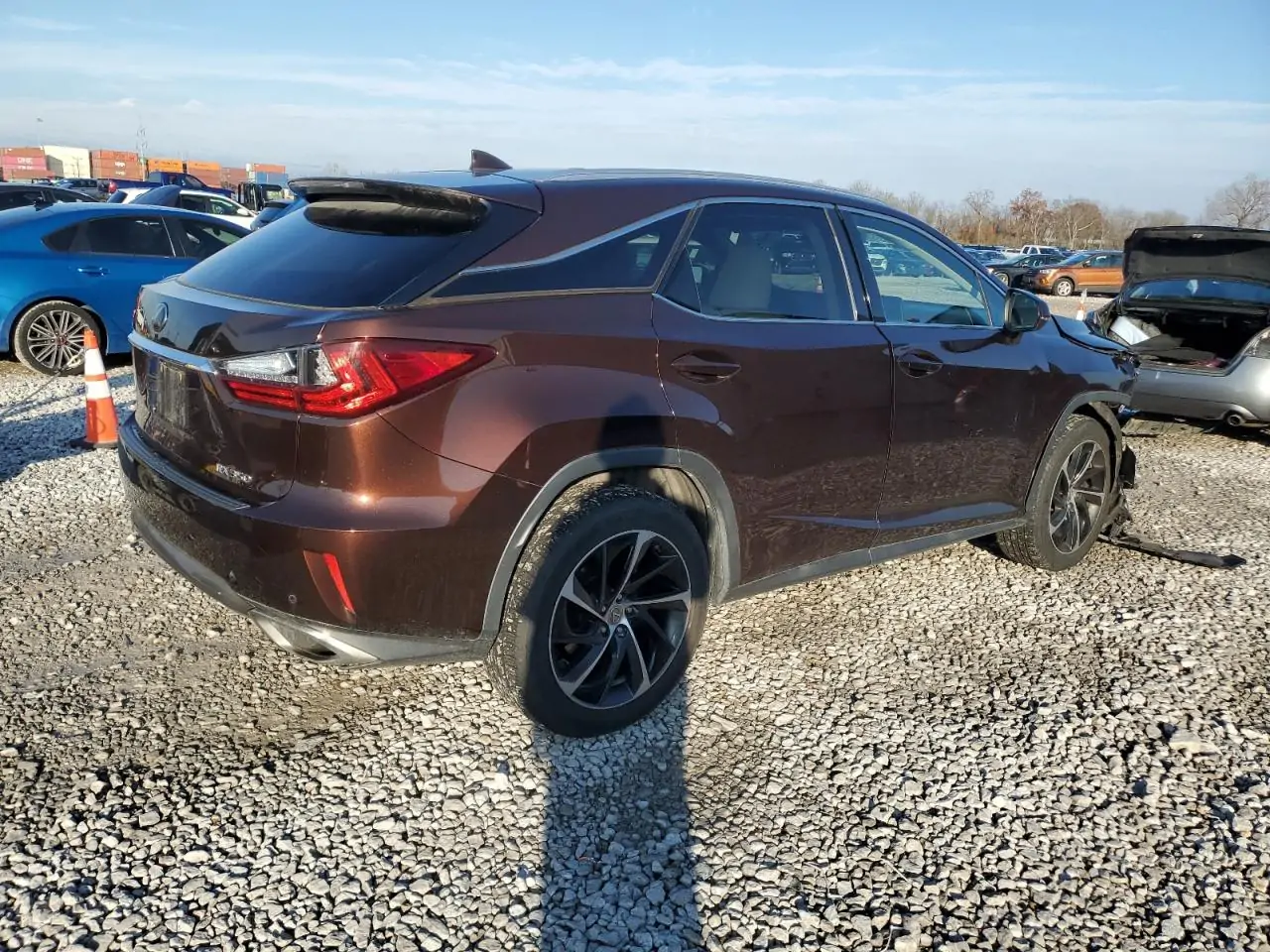 Купити автомобіль LEXUS RX 350 BASE 2017 США. Ціна - 12500$. робіг ...